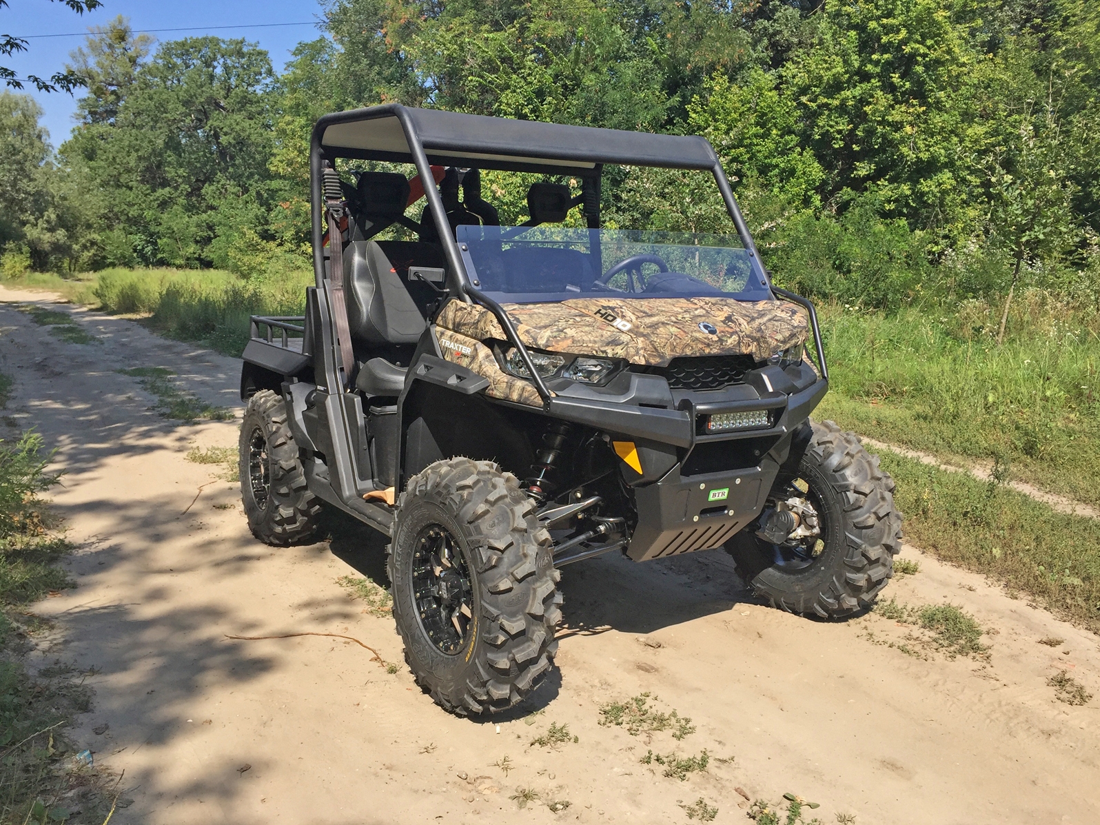 BRP Can-Am Defender HD10 X-MR: тюнинг от BTR | Тюнинг-центр BTR 4x4